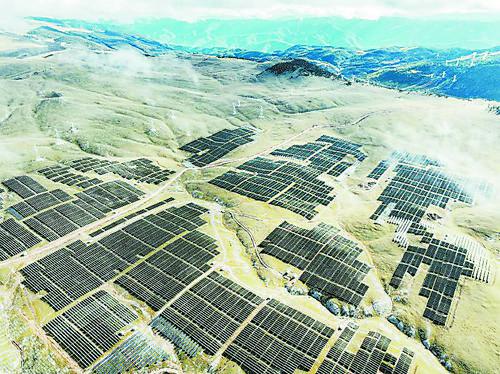 Ultrahigh Altitude PV Project Empowers Green Economy